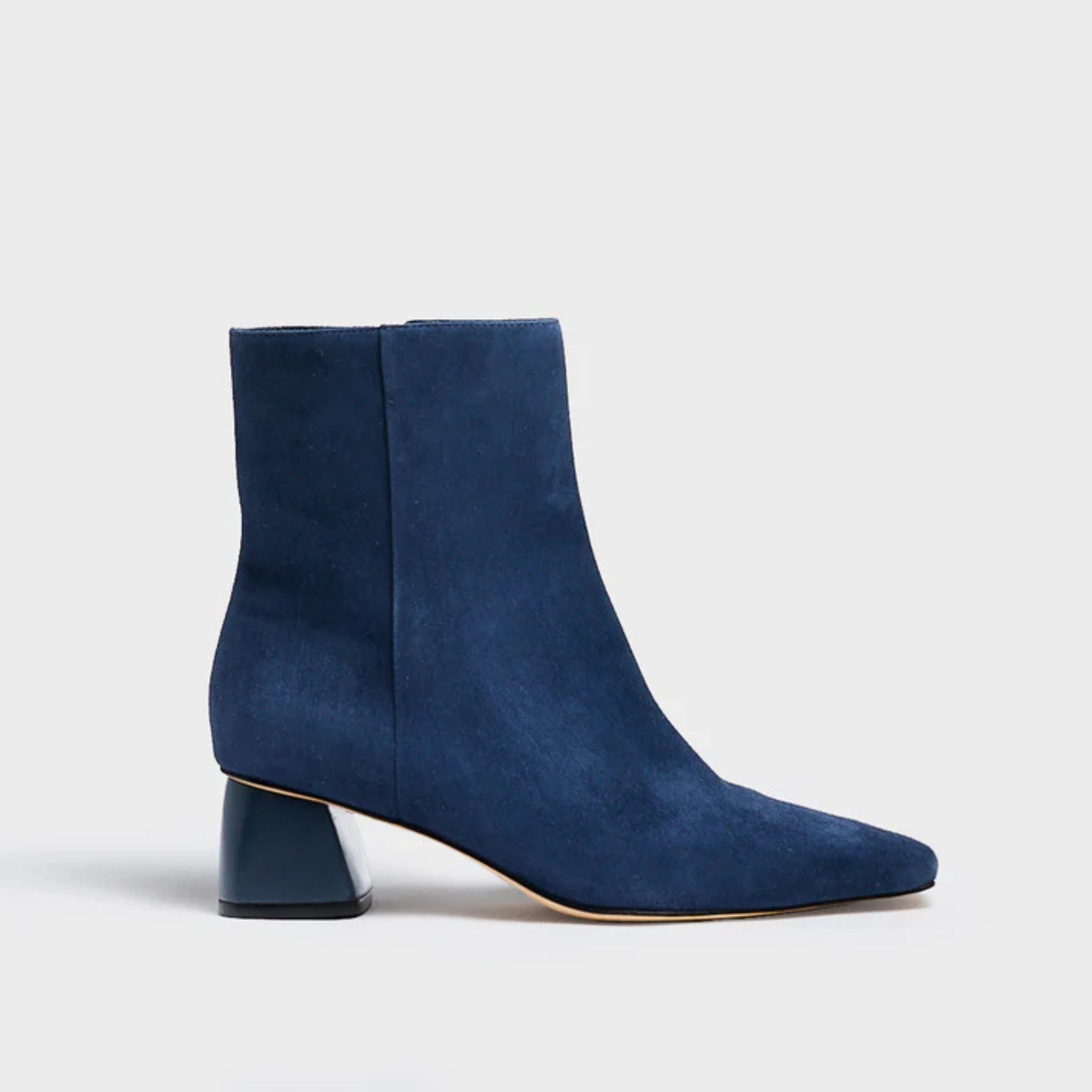 Evelyn Bootie – Gwynn's