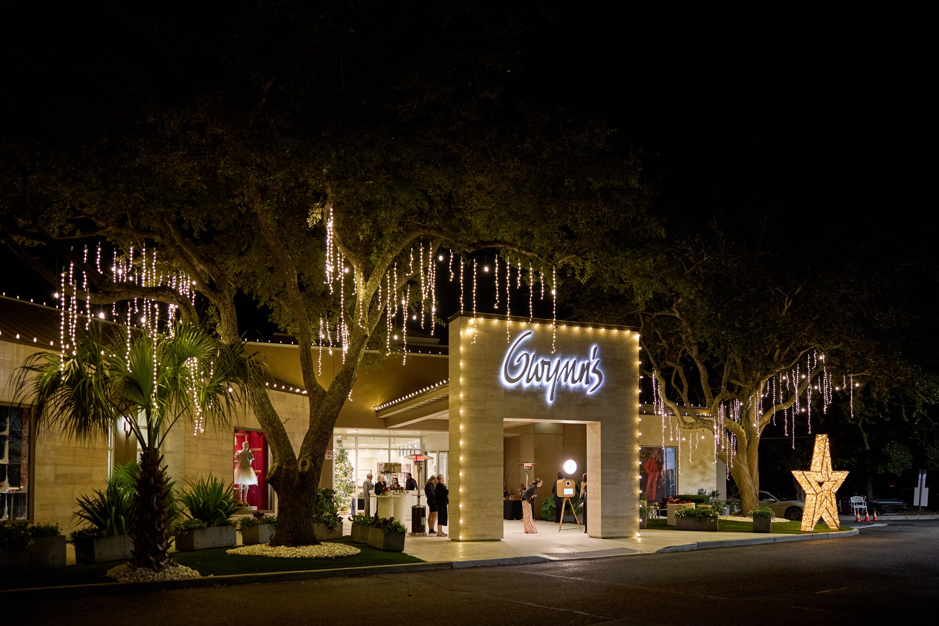 Gwynn’s of Mount Pleasant | Luxury Department Store – Gwynn's